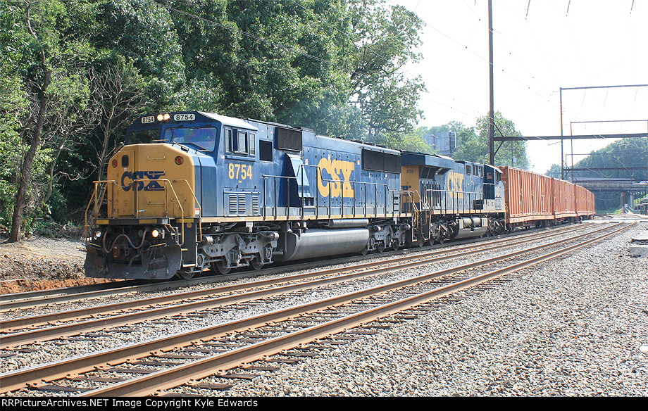 CSX SD60I #8754 on Q706-17